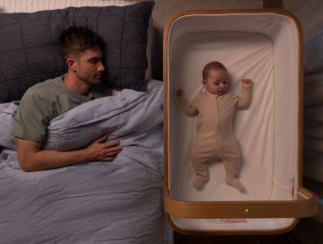Cradlewise packs major functionality into a compact mini crib